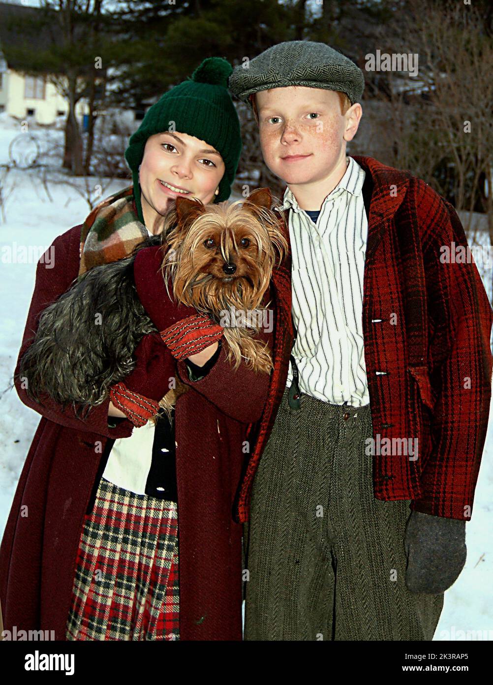 Alisha Mullally & Adam Hicks Film: The 12 Dogs Of Christmas (2005 ...