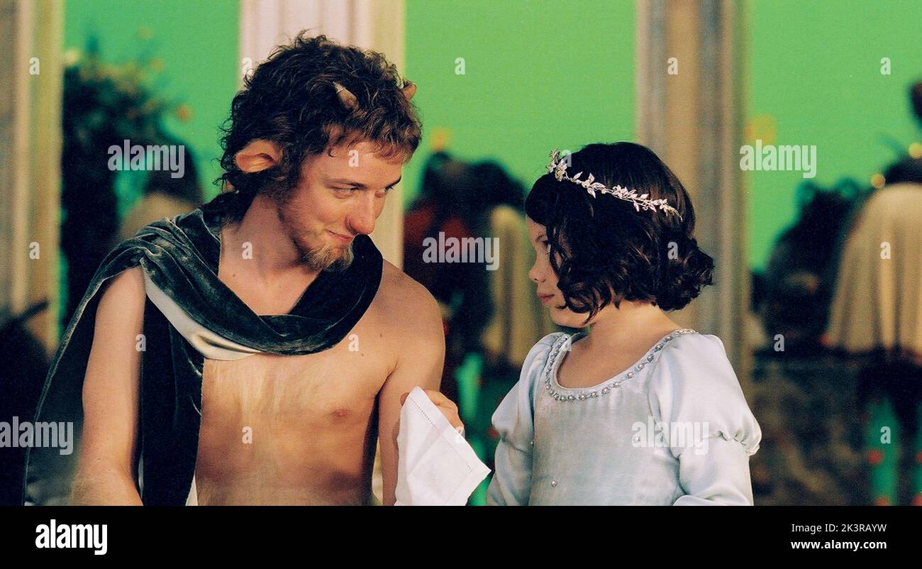 James Mcavoy & Georgie Henley Film: The Chronicles Of Narnia: The Lion ...