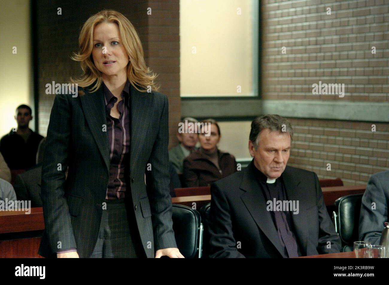 Laura Linney & Tom Wilkinson Film: The Exorcism Of Emily Rose (USA 2005 ...