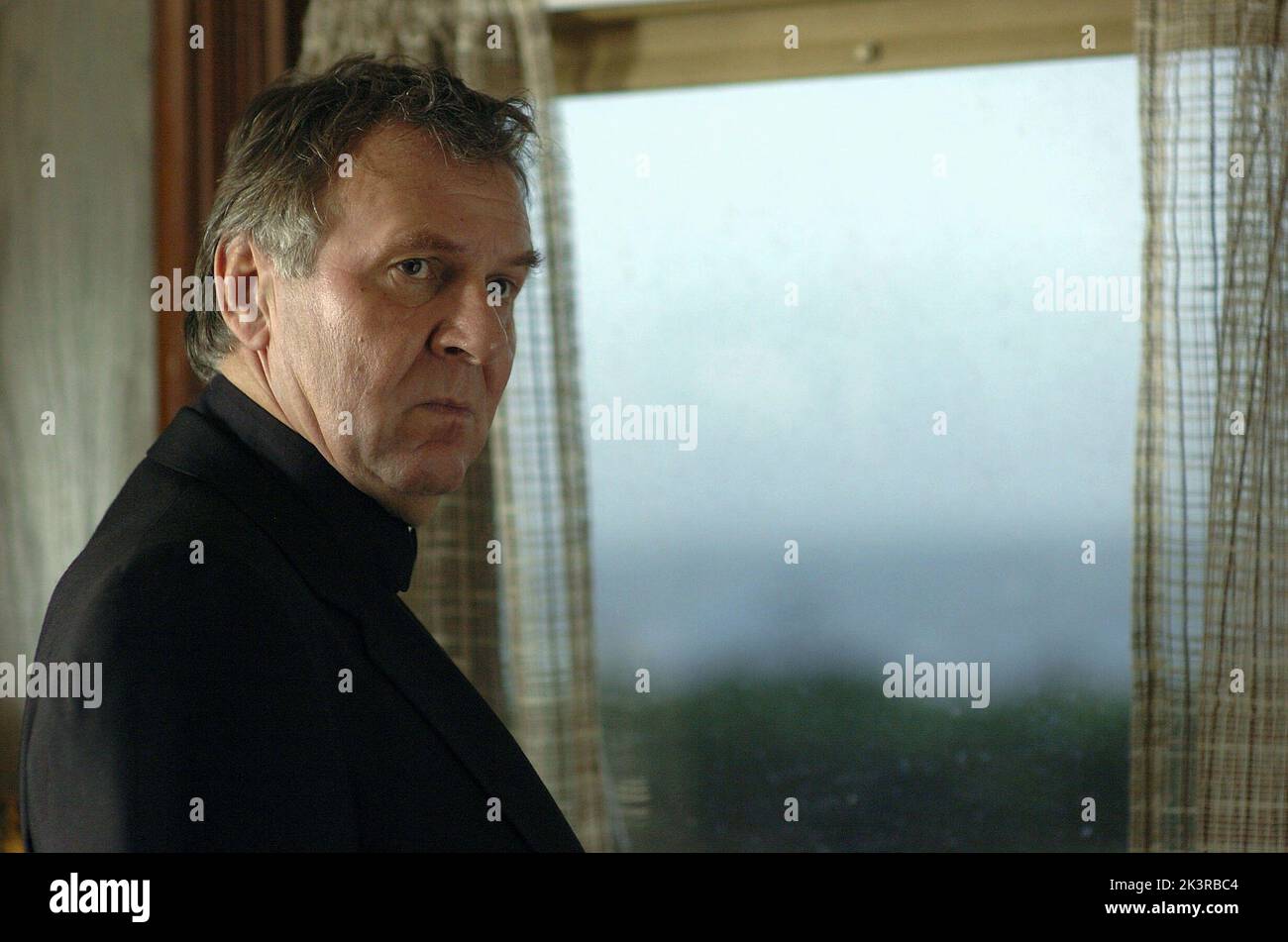 Tom Wilkinson Film: The Exorcism Of Emily Rose (USA 2005) Characters ...