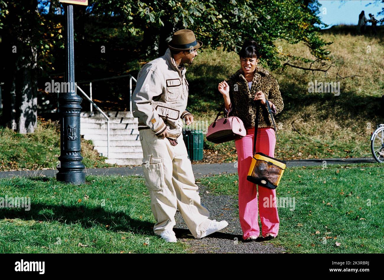 Mike Epps & Regina Hall Film: The Honeymooners (USA/DE 2005) Characters ...