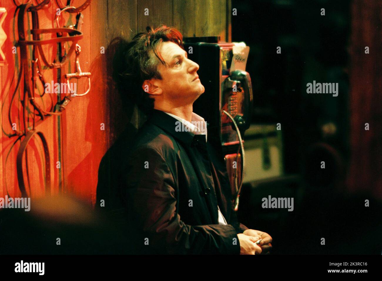 Sean Penn Film: The Interpreter (USA/UK/FR/DE 2005) Characters: Tobin ...