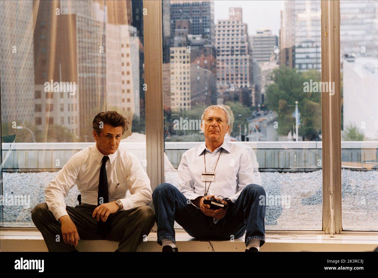 Sean Penn & Sydney Pollack Film: The Interpreter (USA/UK/FR/DE 2005 ...