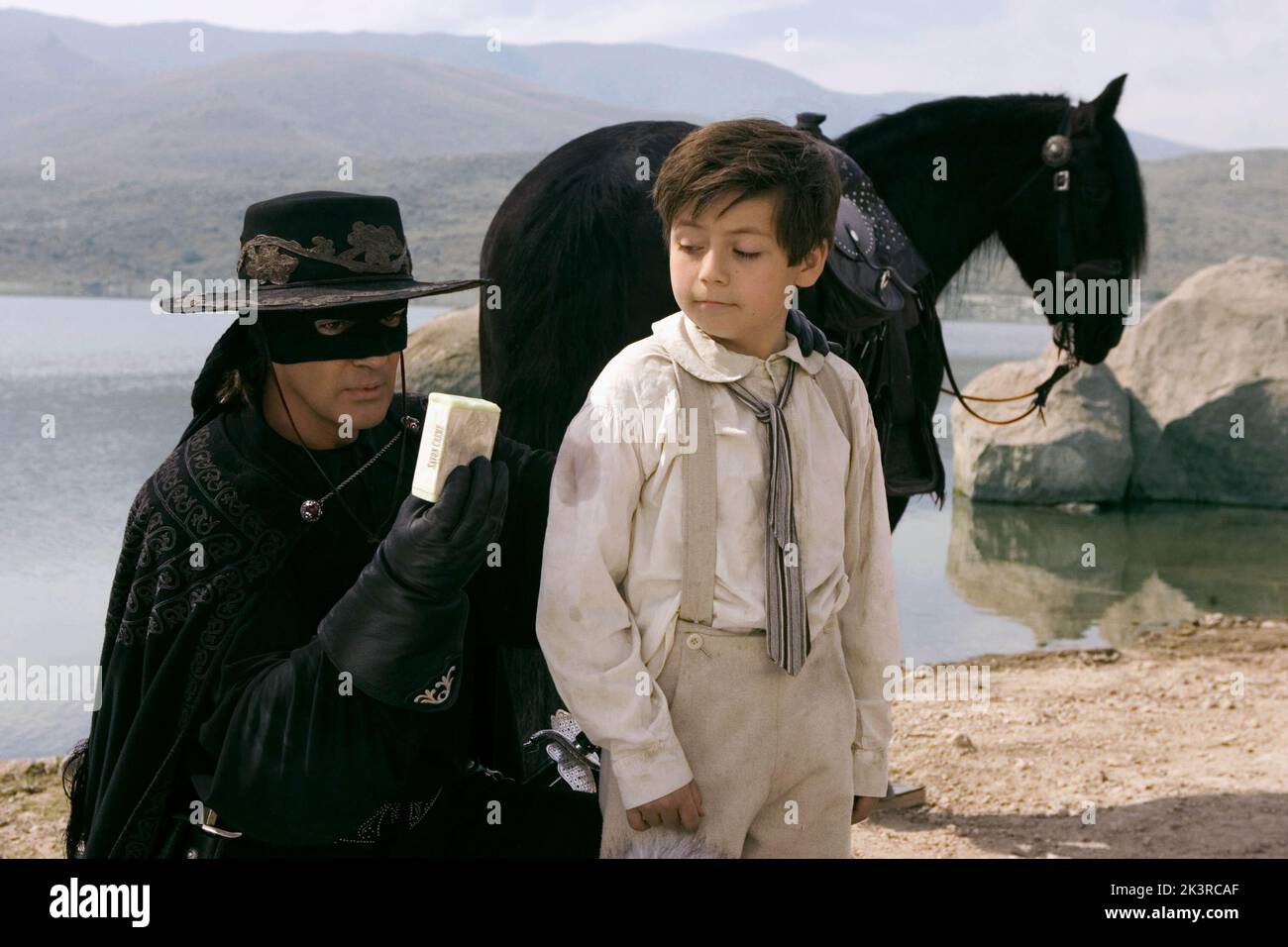 Antonio Banderas & Adrian Alonso Film: The Legend Of Zorro (USA 2005 ...