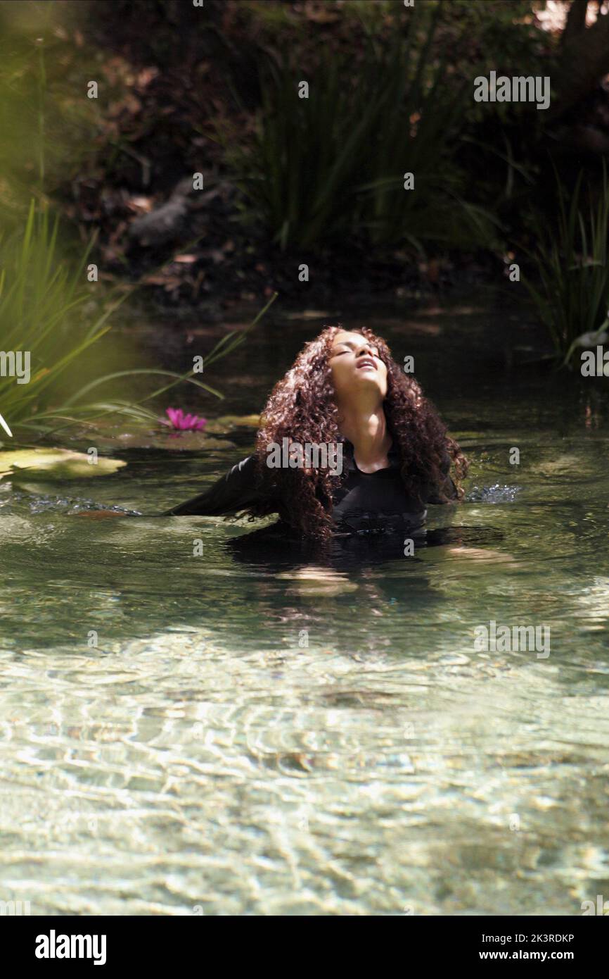 Halle Berry Film: Their Eyes Were Watching God (TV-FILM) Characters ...