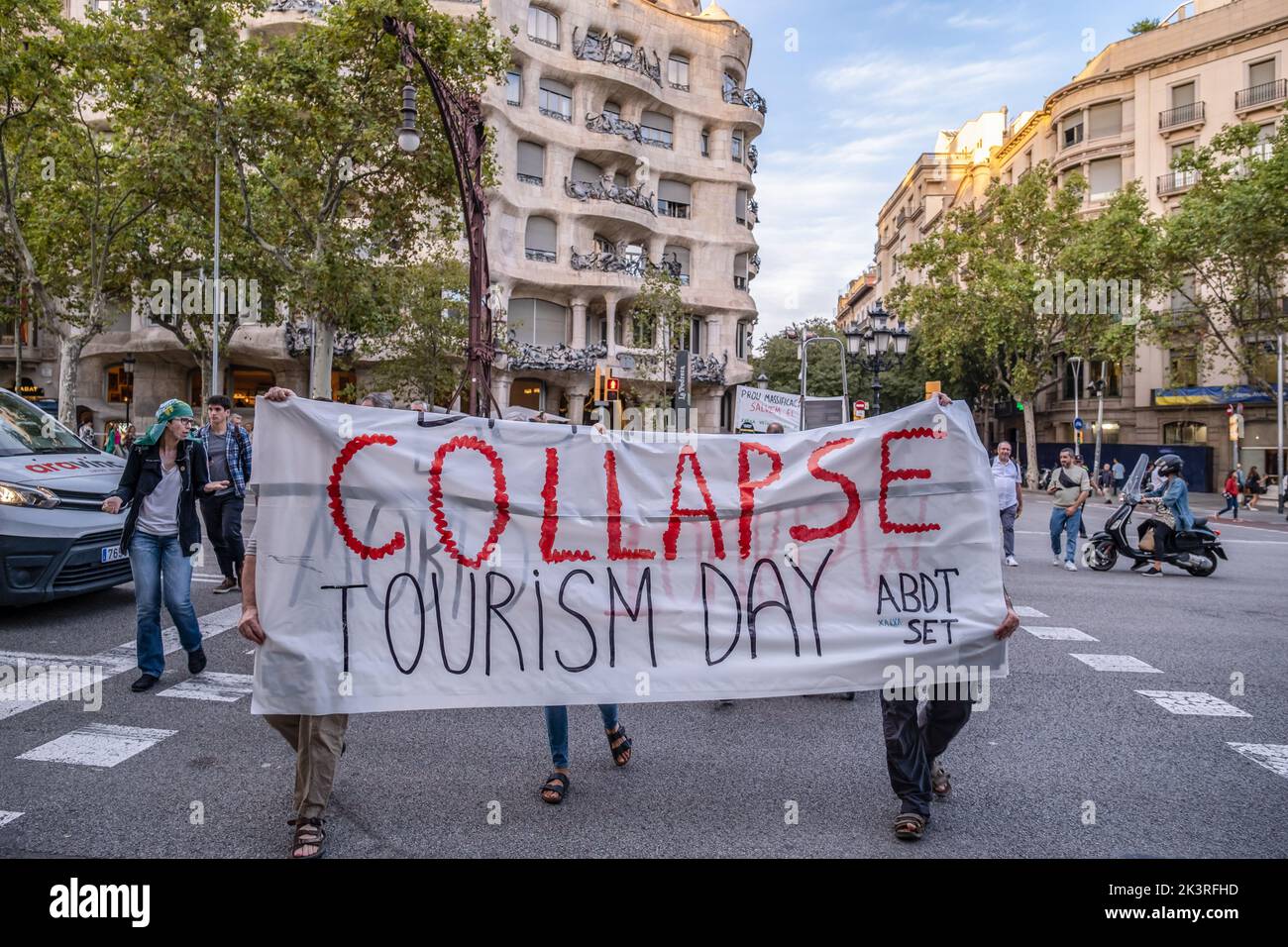 Tourism degrowth hi-res stock photography and images - Alamy