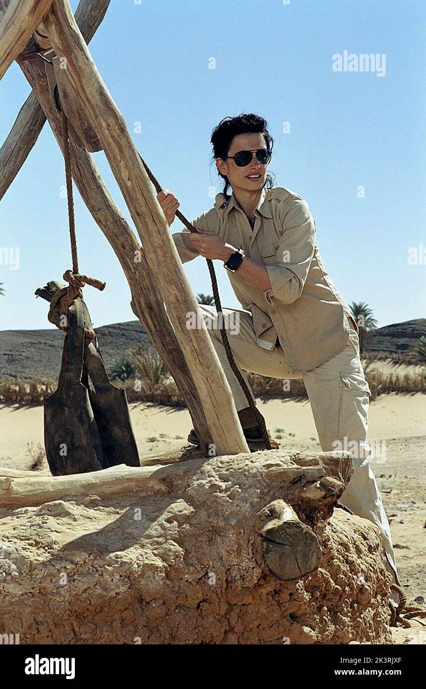Penelope Cruz Film: Sahara (USA/UK/E/DE 2005) Characters: Eva Rojas ...