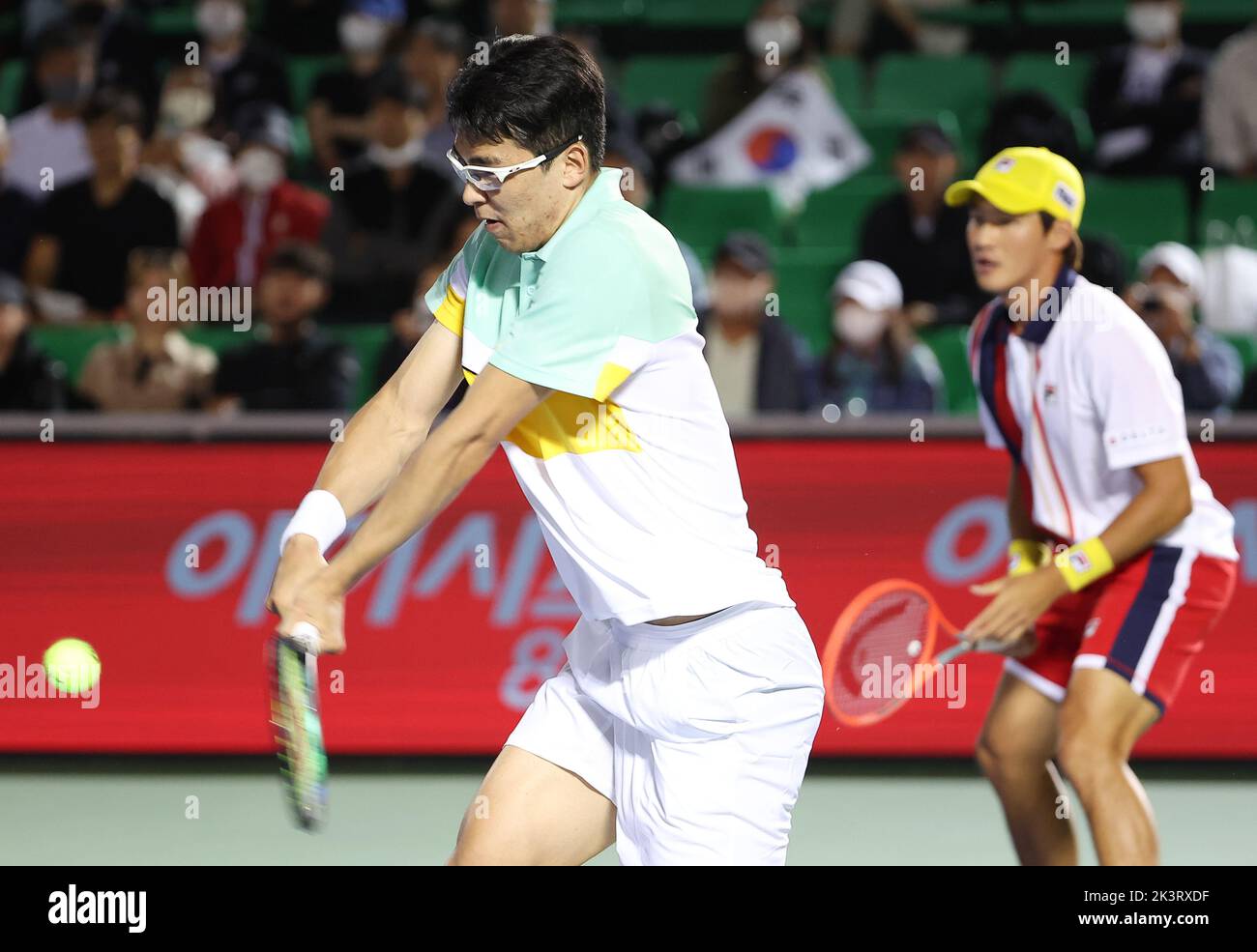 28th Sep, 2022. ATP Eugene Korea Open South Korean tennis players Chung Hyeon (L) and Kwon Soon ...
