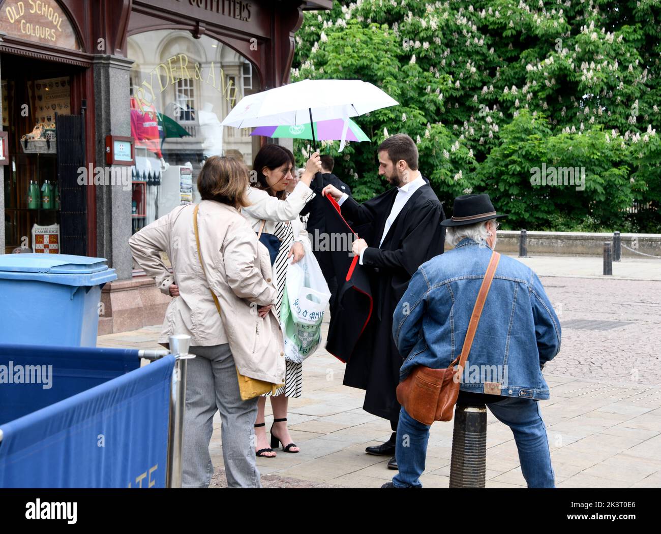 Cambridge graduate hi-res stock photography and images - Alamy