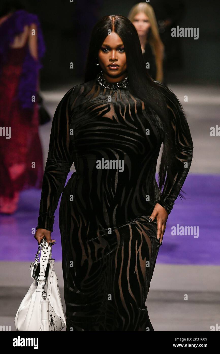 VERSACE SS23 runway during Milan fashion Week on September 2022 - Milan ...
