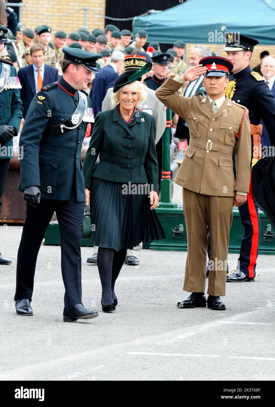 Medals presentation the queen hi-res stock photography and images - Alamy