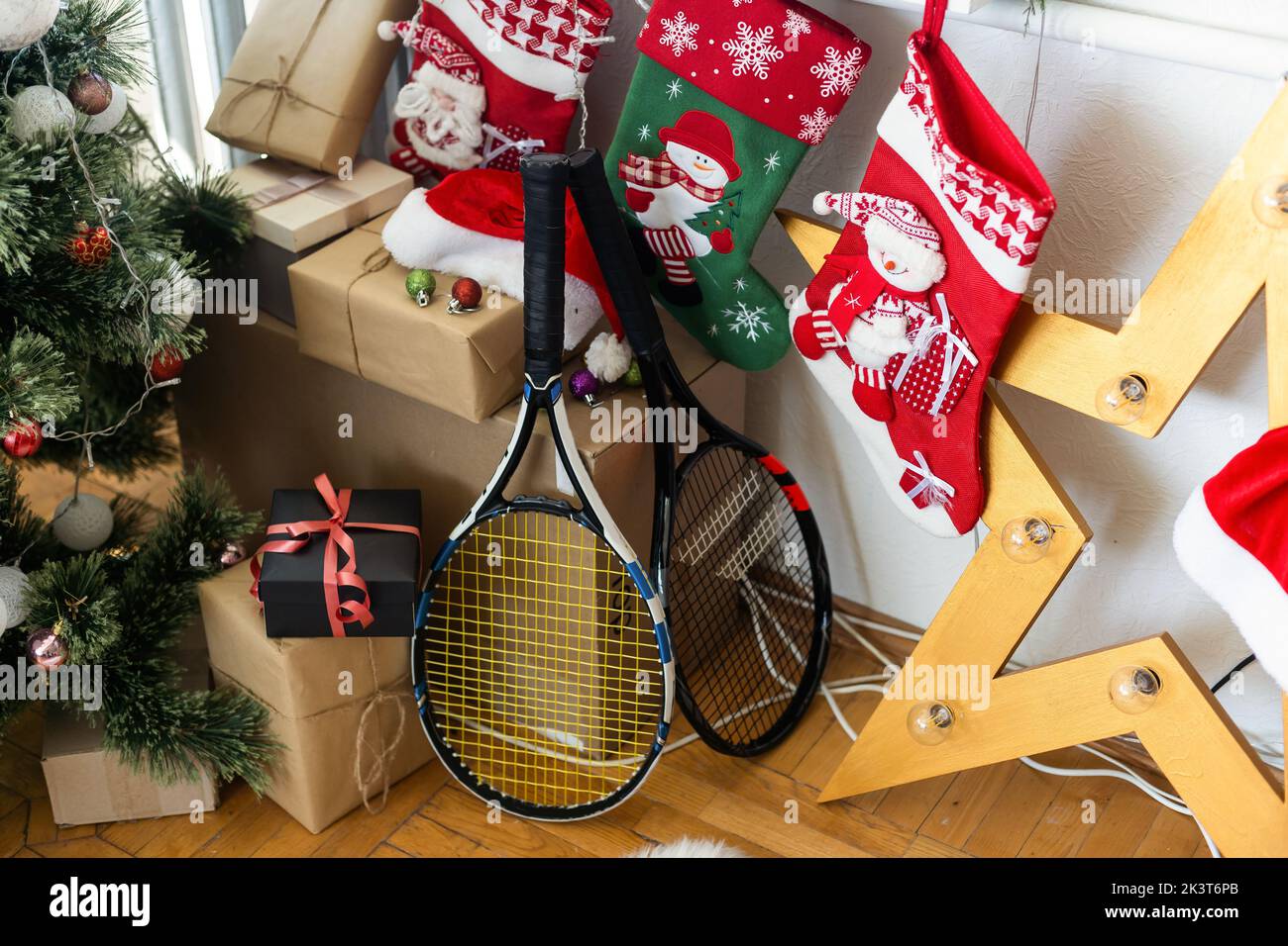 Tennis ball ornament hi-res stock photography and images - Alamy