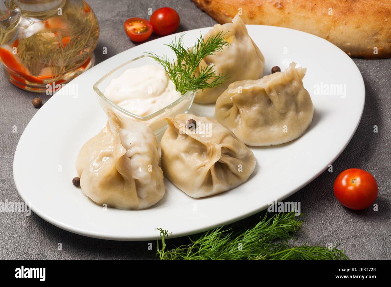 Uzbek ravioli hi-res stock photography and images - Alamy