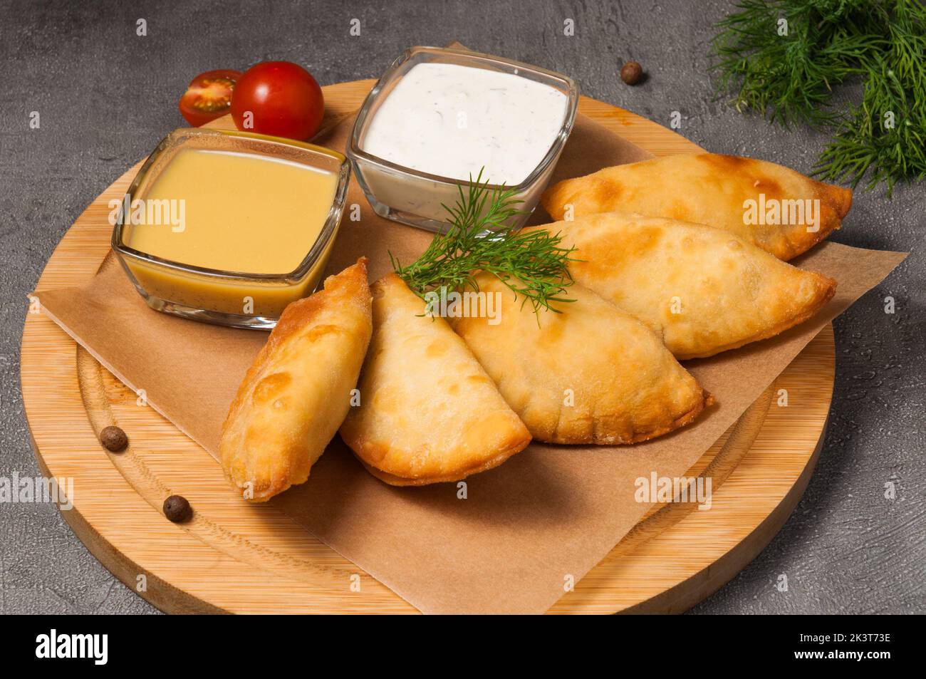 Samosa kibbeh food hi-res stock photography and images - Alamy