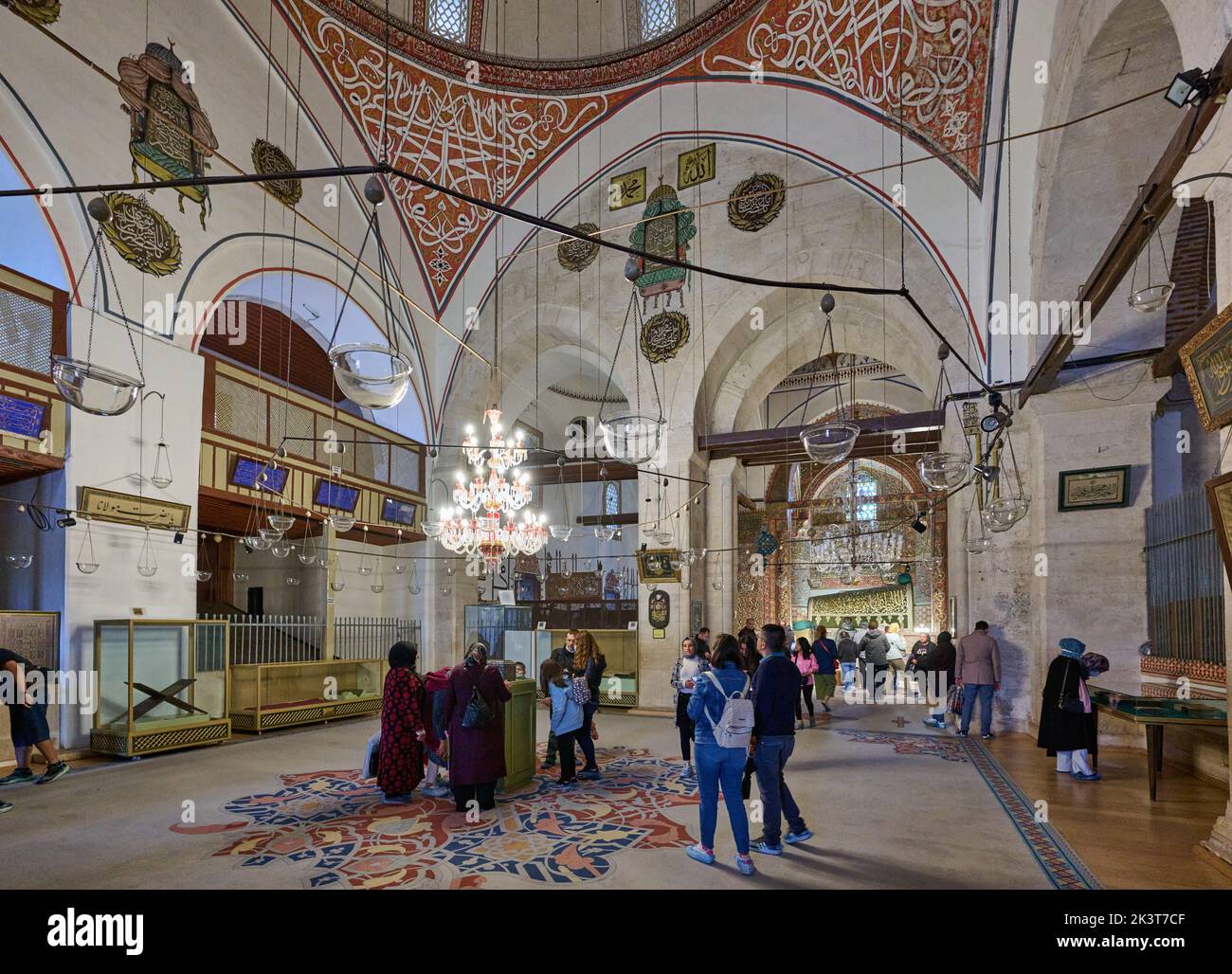 Innenaufnahme des Mausoleum und Museum des Mevlana Rumi, Hazreti ...