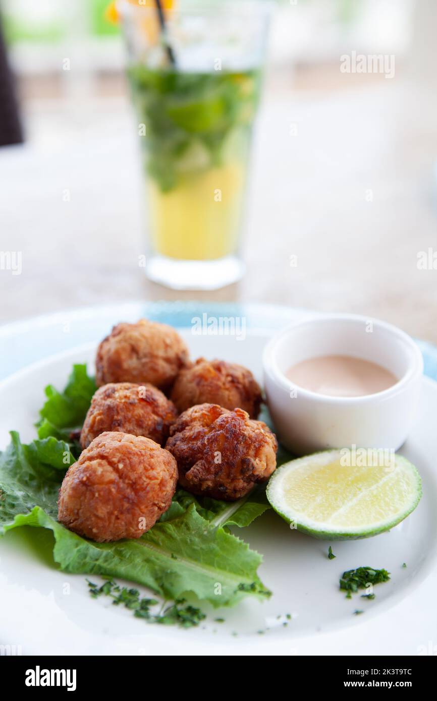 The bahamas dining hi-res stock photography and images - Alamy