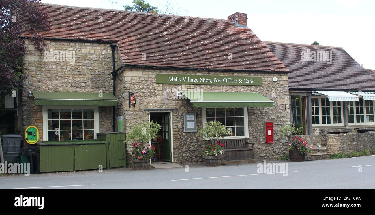 Mells village hi-res stock photography and images - Alamy