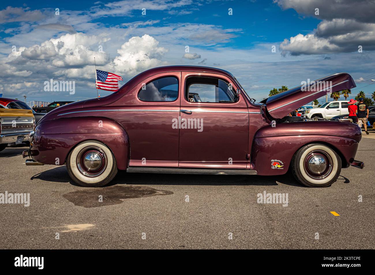 1941 Ford Sedan Hot Rod