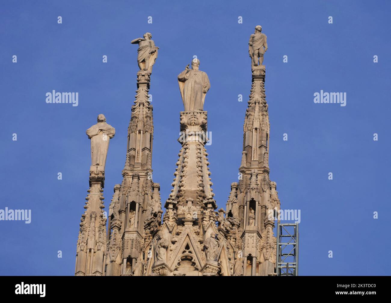 Statues on Milano dome, Lombardy, Italy Stock Photo - Alamy