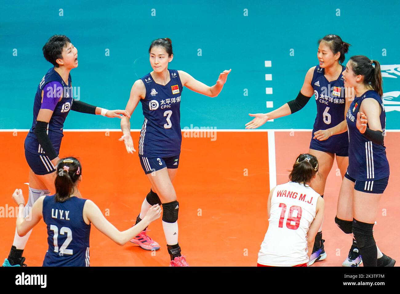 ARNHEM, NETHERLANDS - SEPTEMBER 28: Linyu Diao of China, Yingying Li of ...