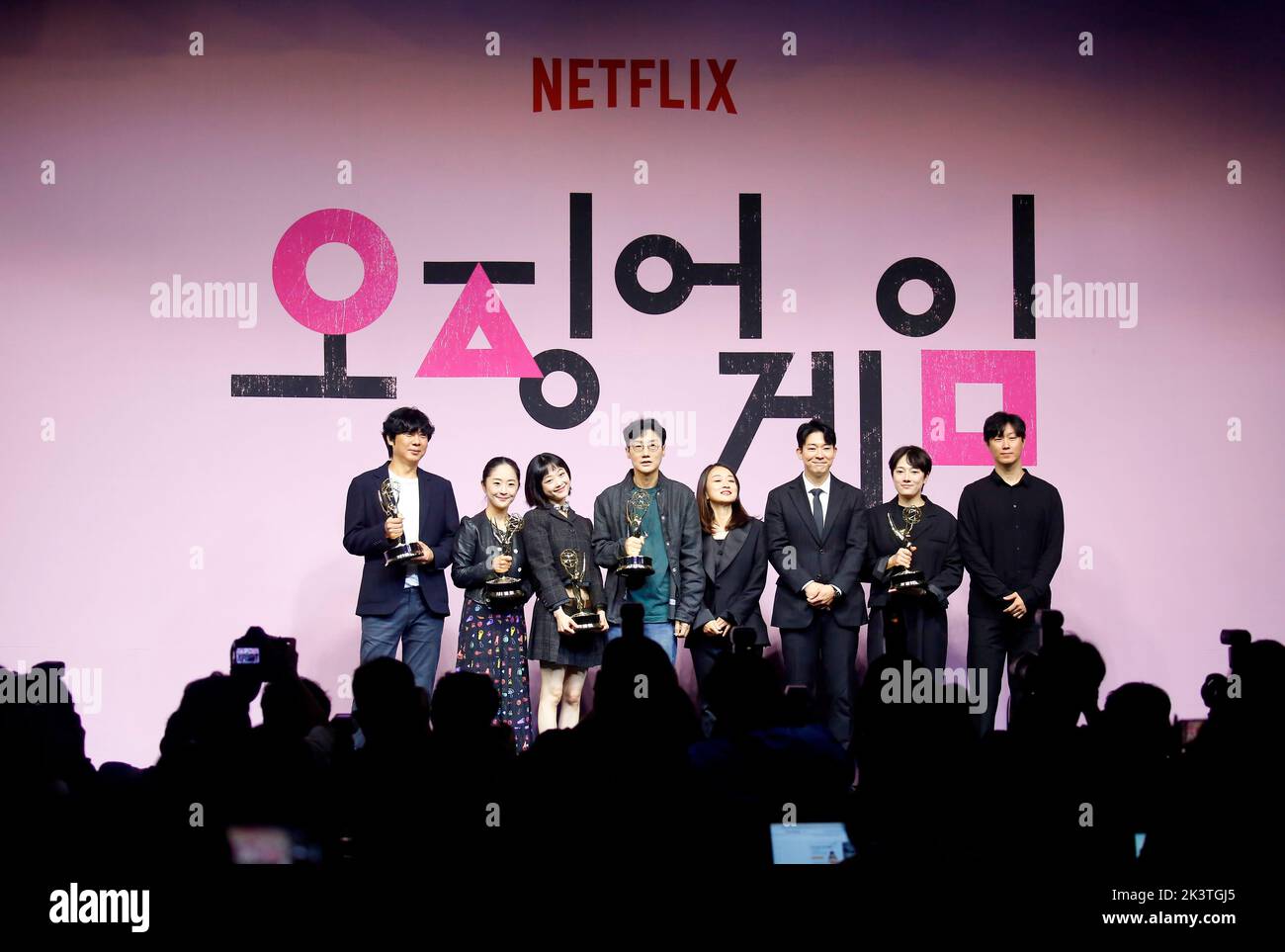 (L-R) Cheong Jai-Hoon, Chae Kyoung-Sun, Lee Yoo-Mi, Hwang Dong-Hyuk ...