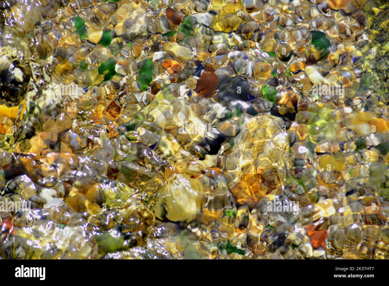 Refraction and diffraction of light on water Stock Photo - Alamy