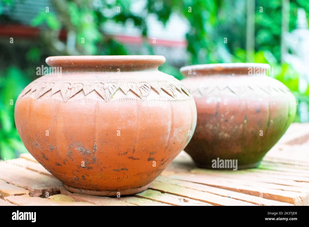 ancient clay jar Decoration Kitchen,Ancient Stock Photo - Alamy