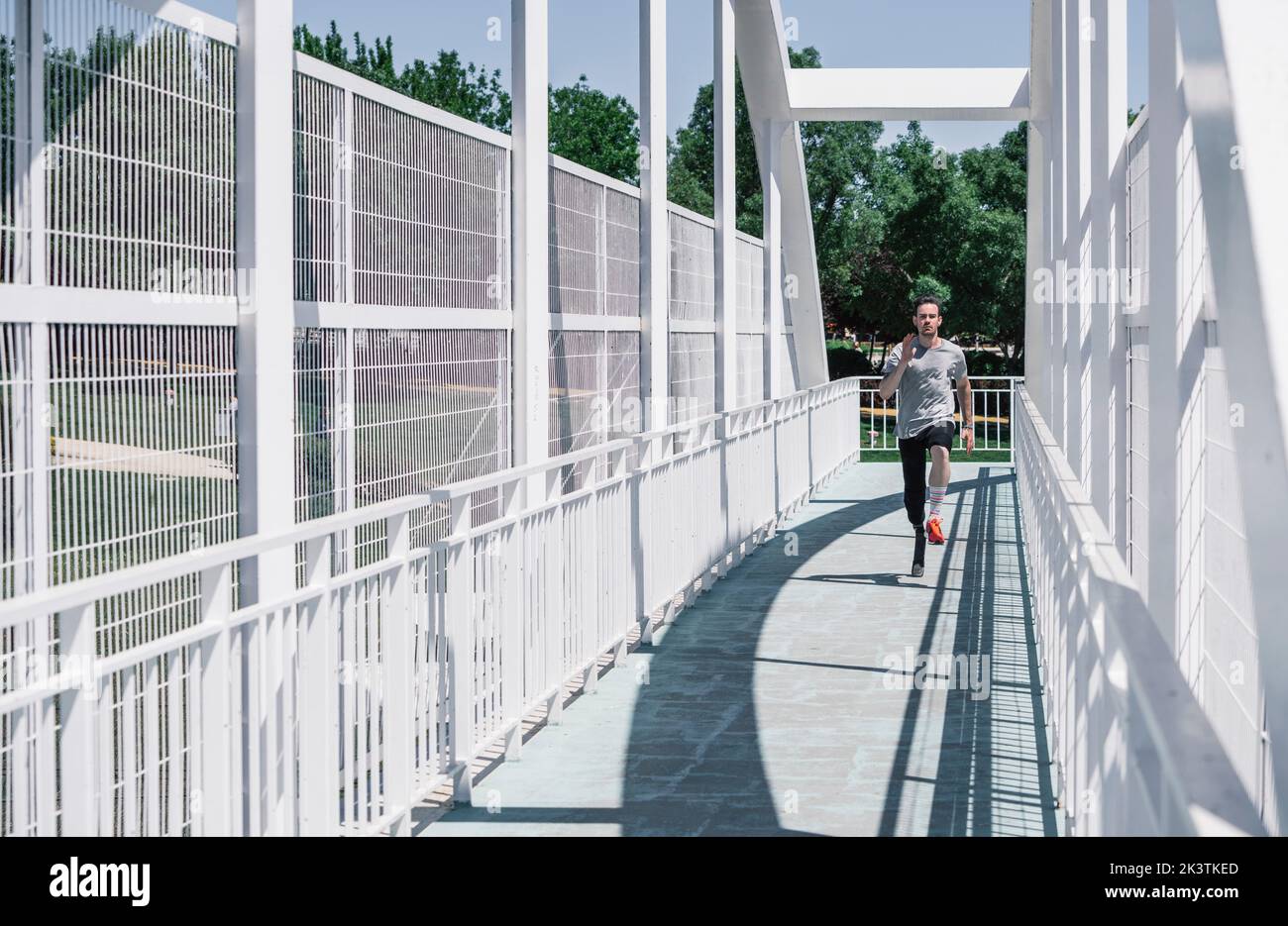 Invalid bridge hi-res stock photography and images - Alamy