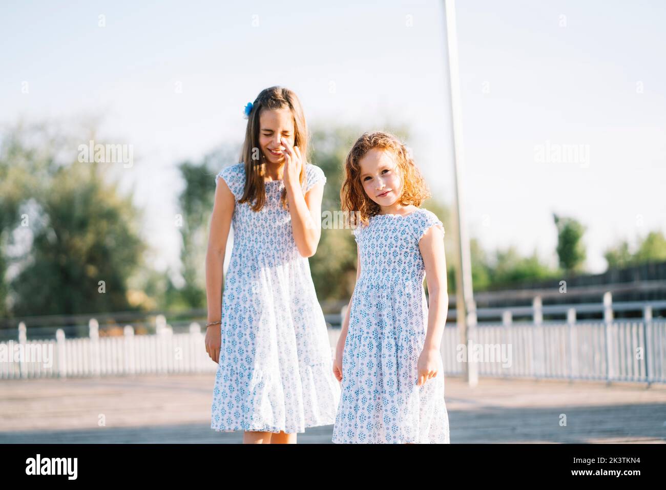 Sisters in dresses hi-res stock photography and images - Alamy