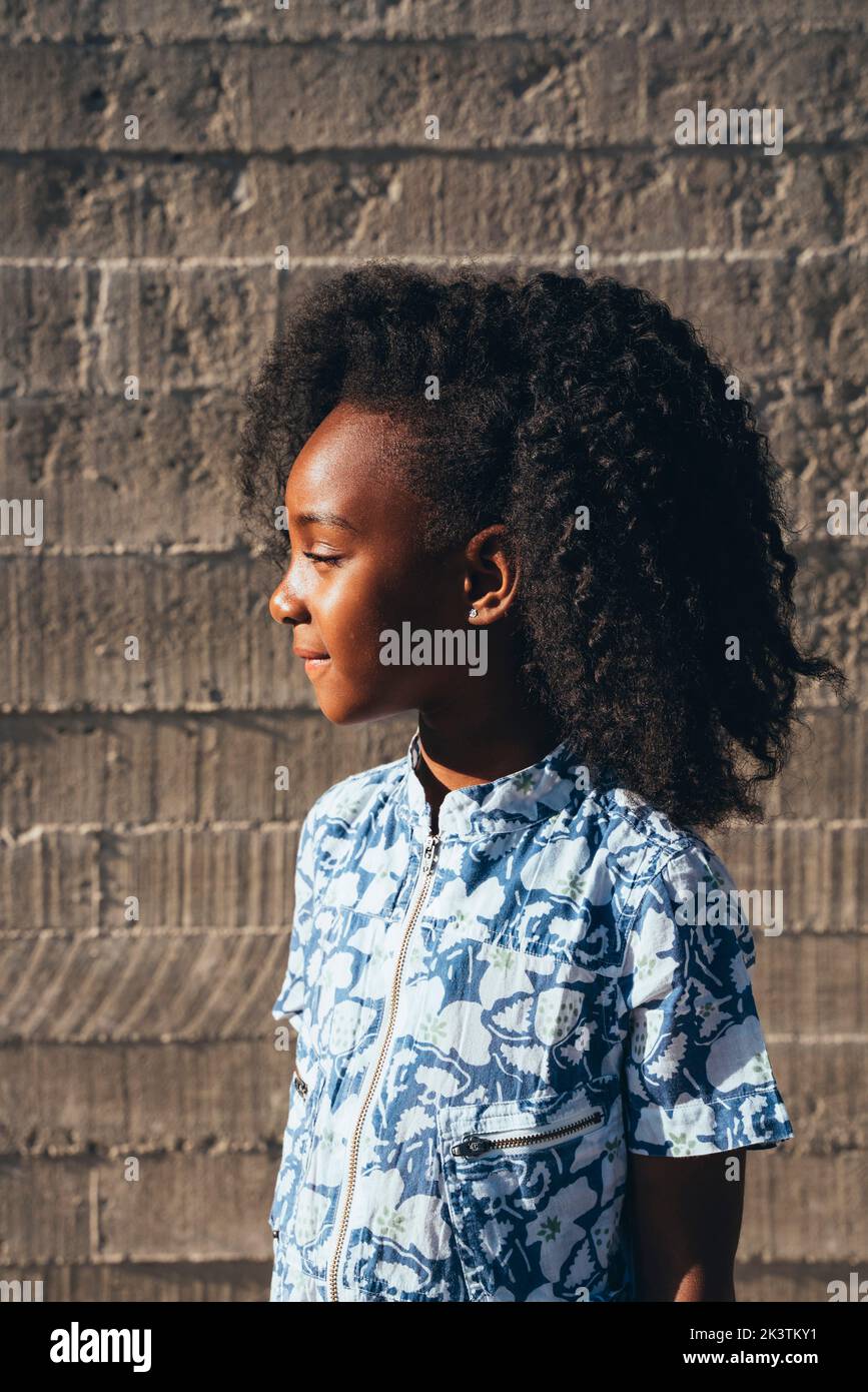 African side view kid looking away hi-res stock photography and images ...