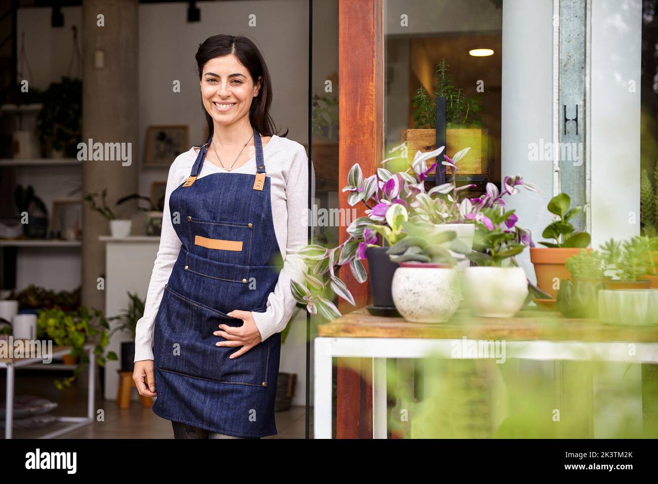 Doorstep portraits hi-res stock photography and images - Alamy