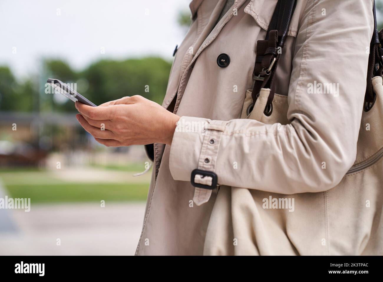 Tapping adult womans hands hi-res stock photography and images - Alamy