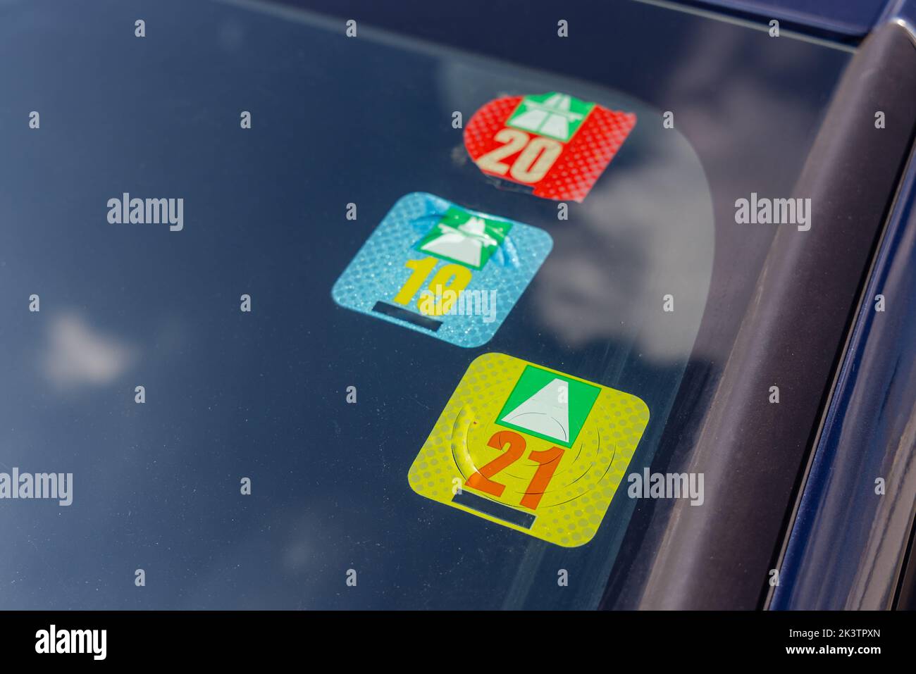 2022 tax year hi-res stock photography and images - Alamy