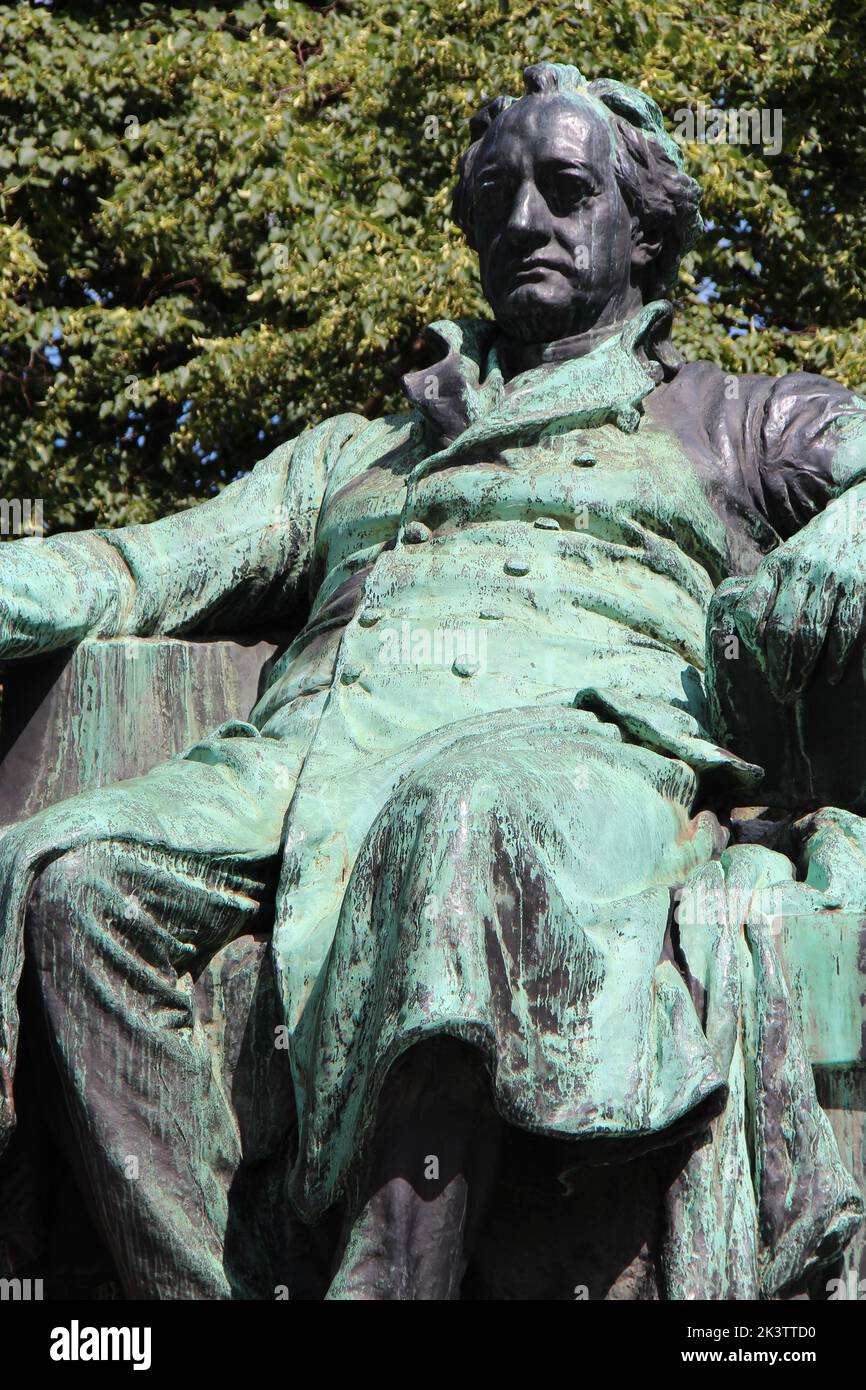 goethe monument in vienna (austria Stock Photo - Alamy
