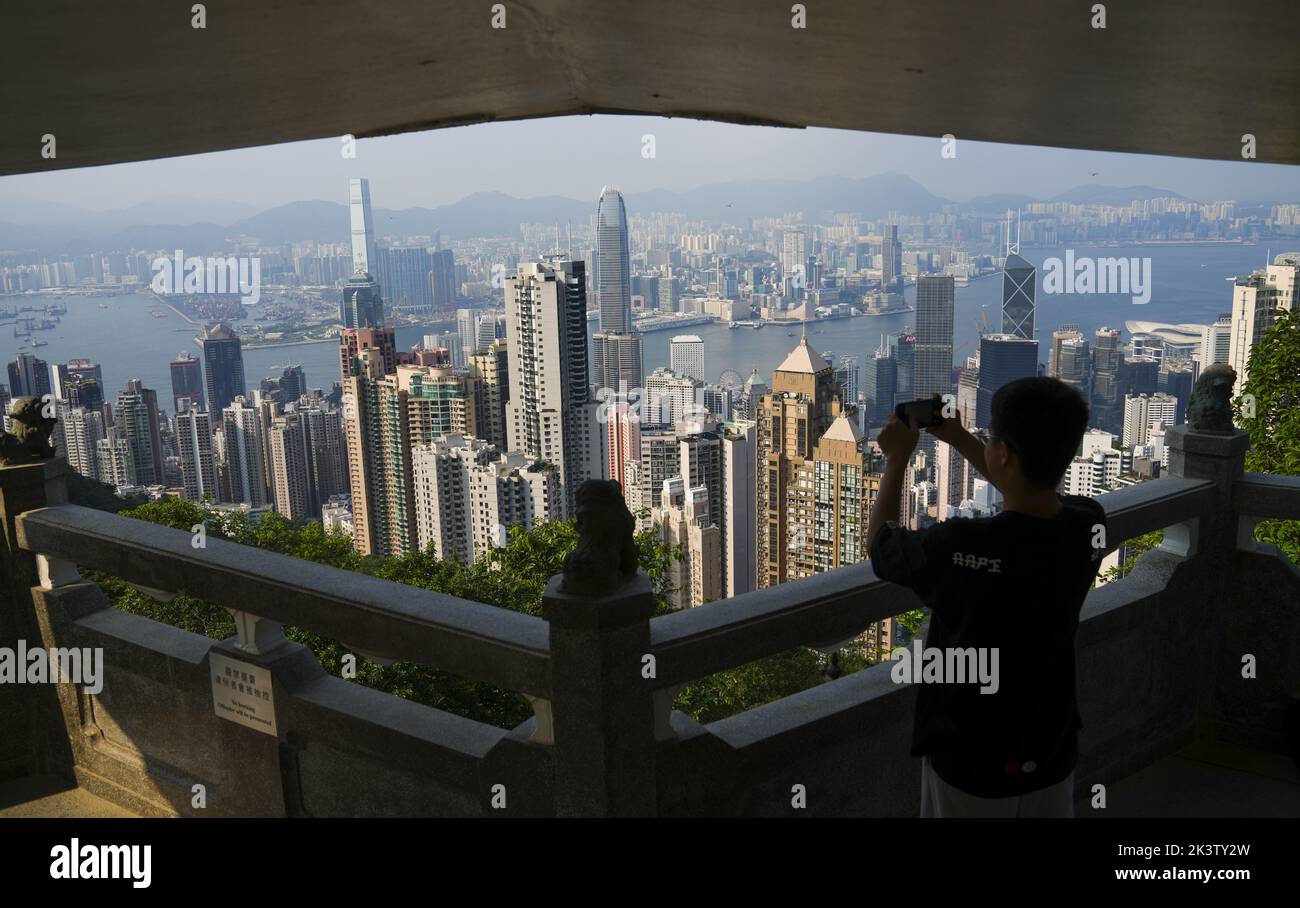 People take pictures at Victoria PeakHH Lions Pavilion at The Peak ...