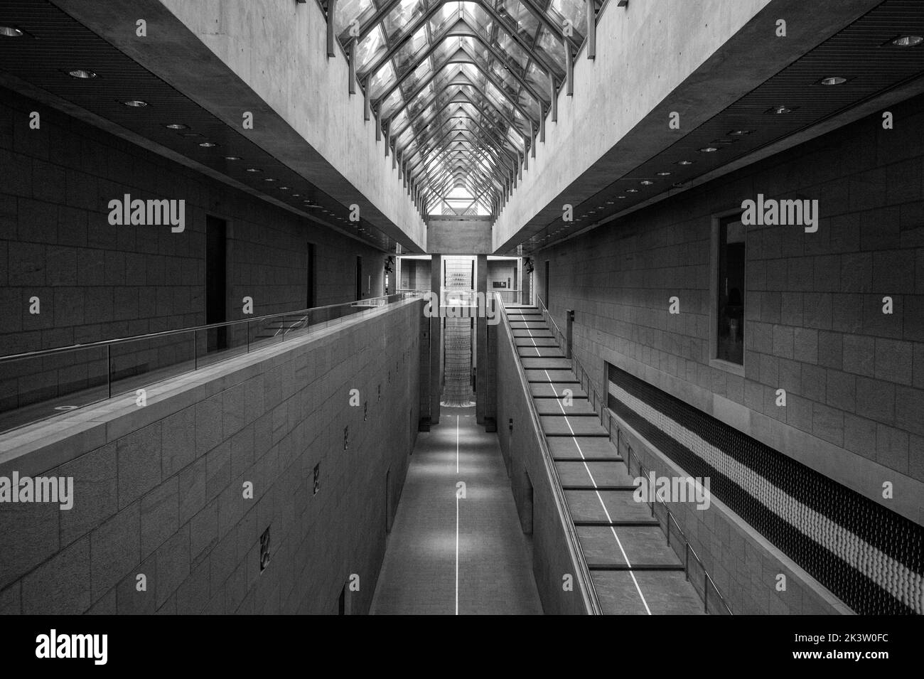 Hallway and ramp to the Rotunda of the National Gallery of Canada ...
