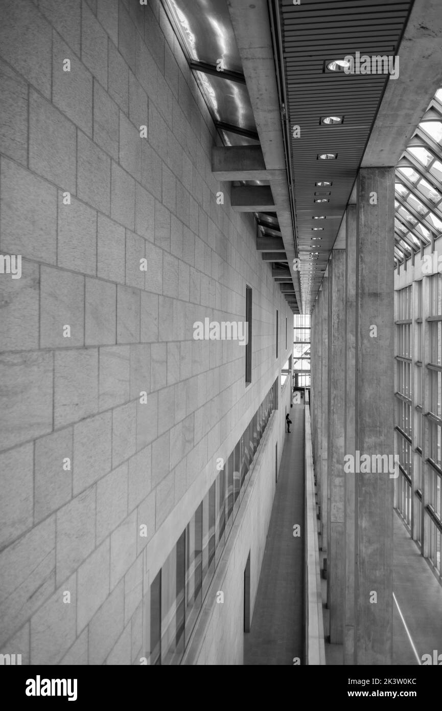 Main corridor national gallery Black and White Stock Photos & Images ...