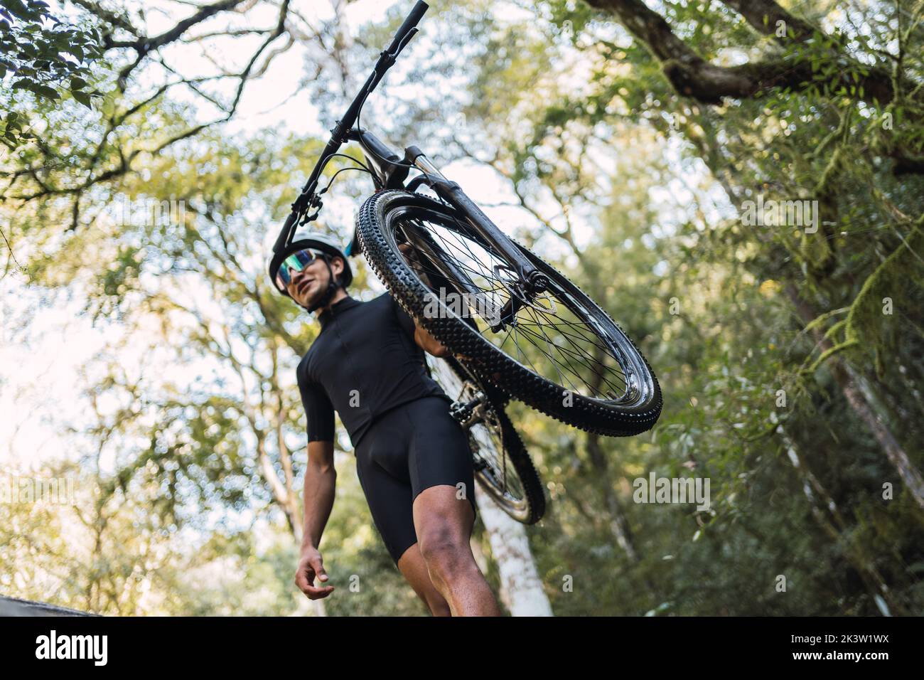 Man fallen from cycle hi-res stock photography and images - Alamy