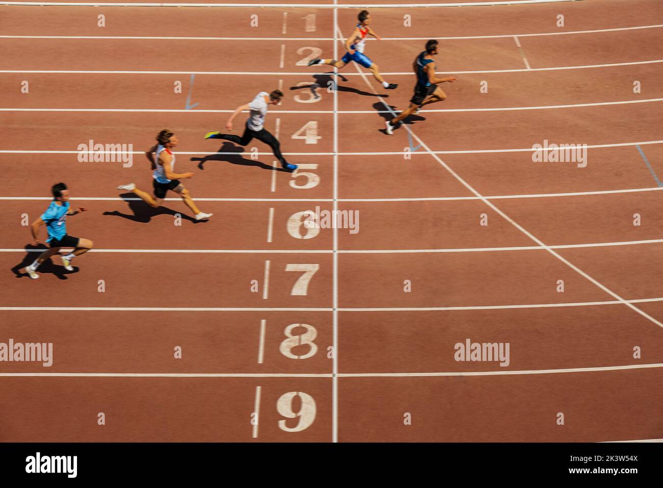 Sprint finish line complete hi-res stock photography and images - Alamy