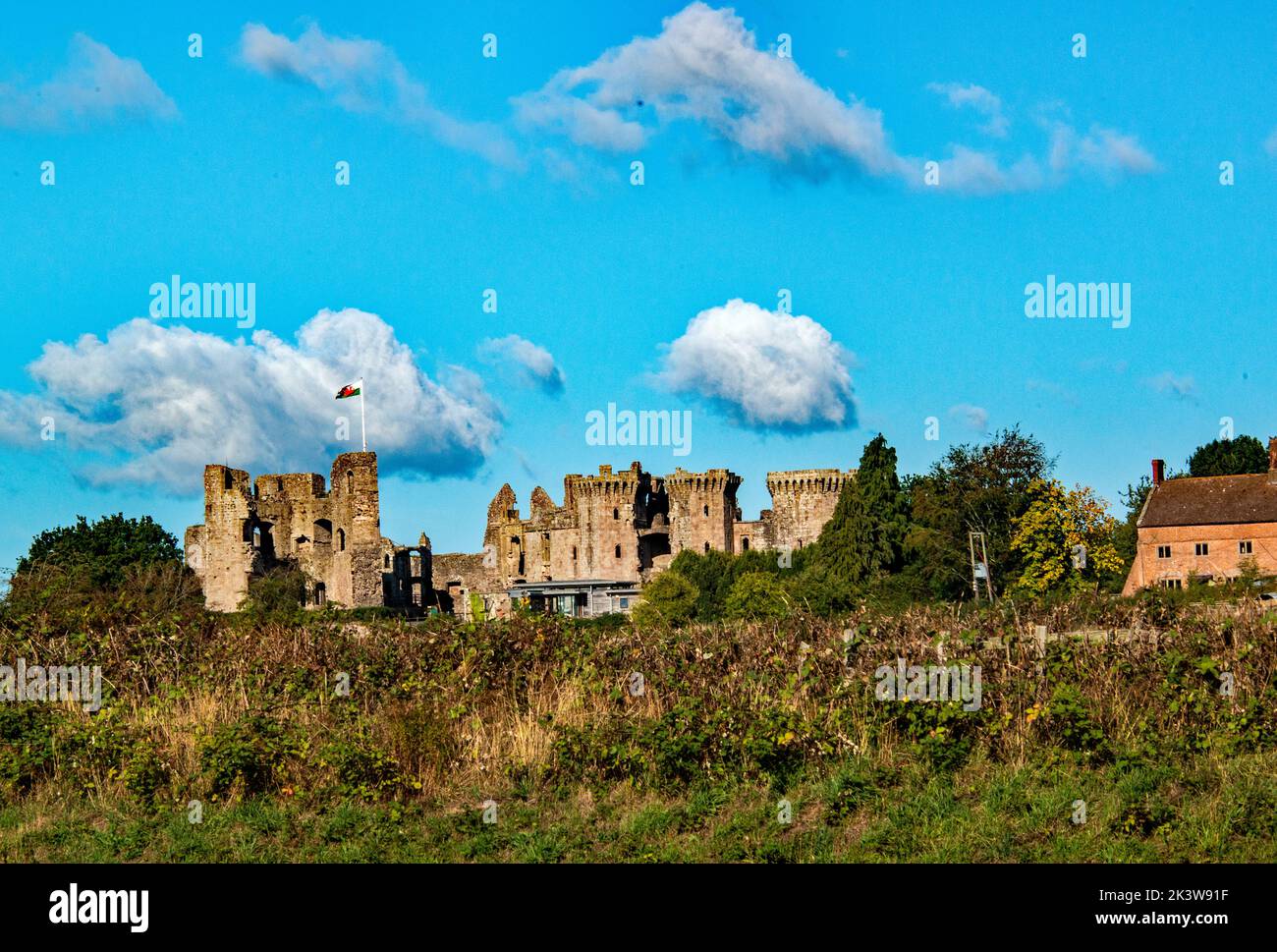 Raglan Castle (Welsh: Castell Rhaglan Stock Photo - Alamy