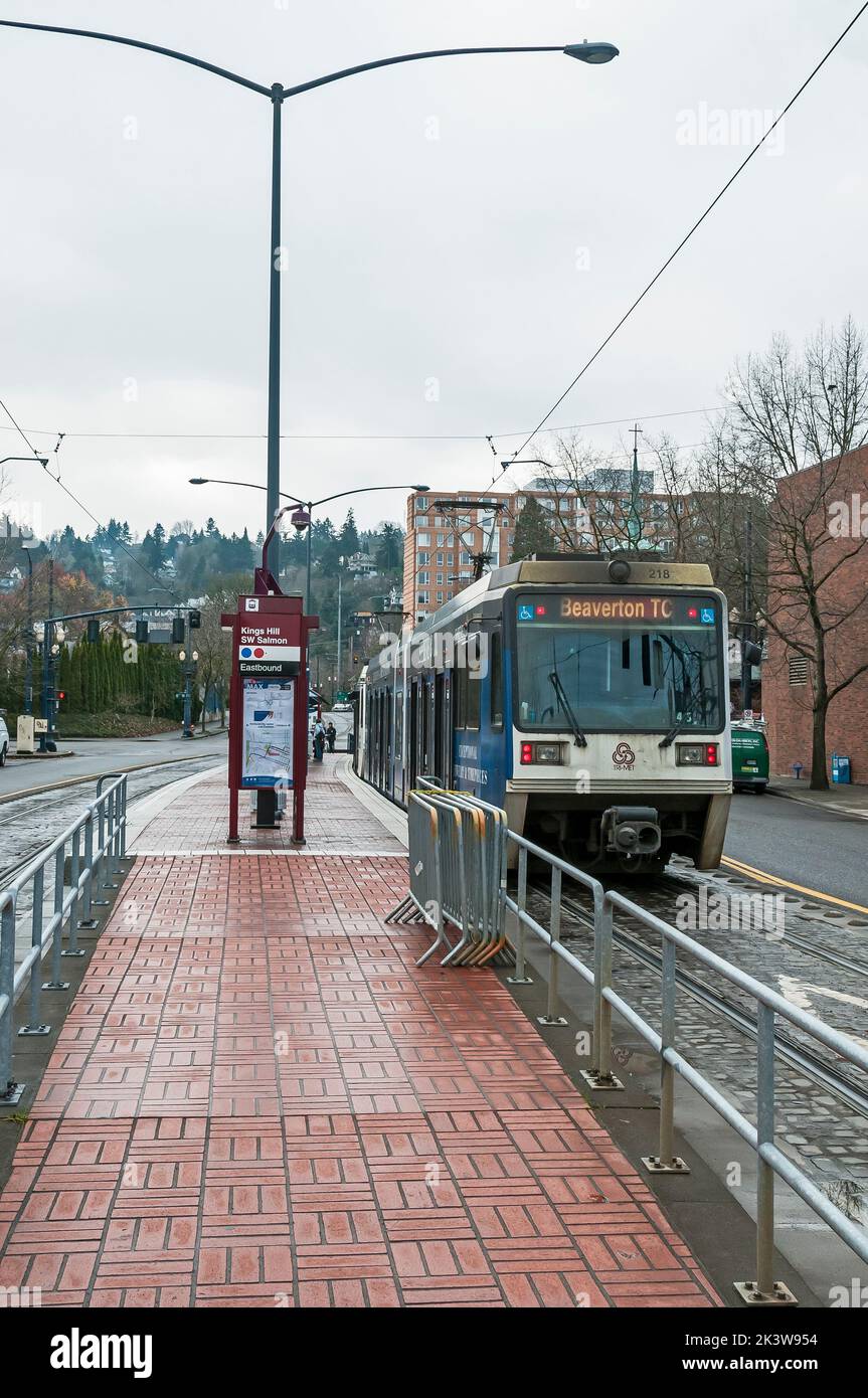 Light-rail Tri-Met Max as viewed from red-brick passenger island on SW ...