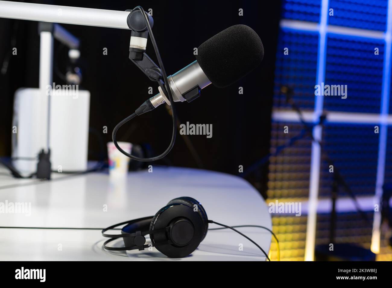 Microphone in a recording studio Stock Photo - Alamy