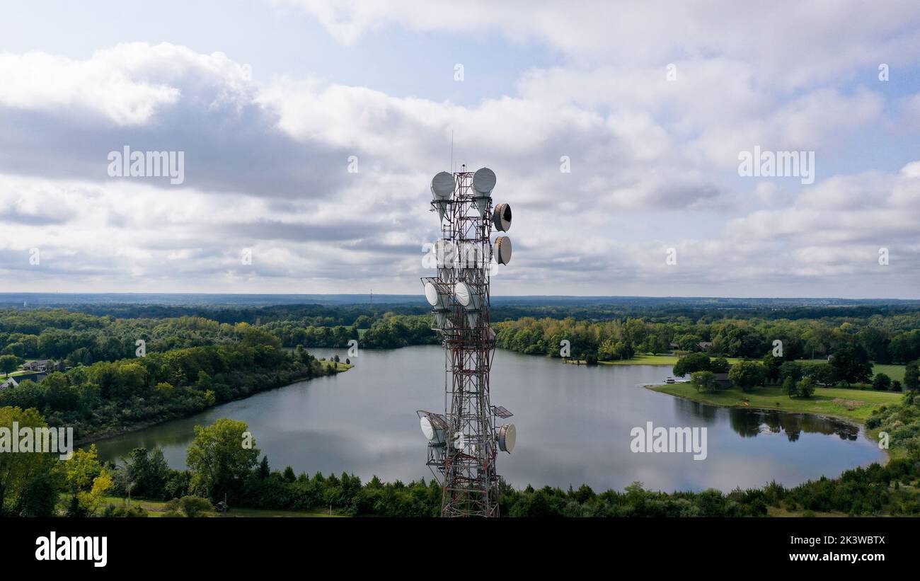 Cell tower landscape hi-res stock photography and images - Alamy