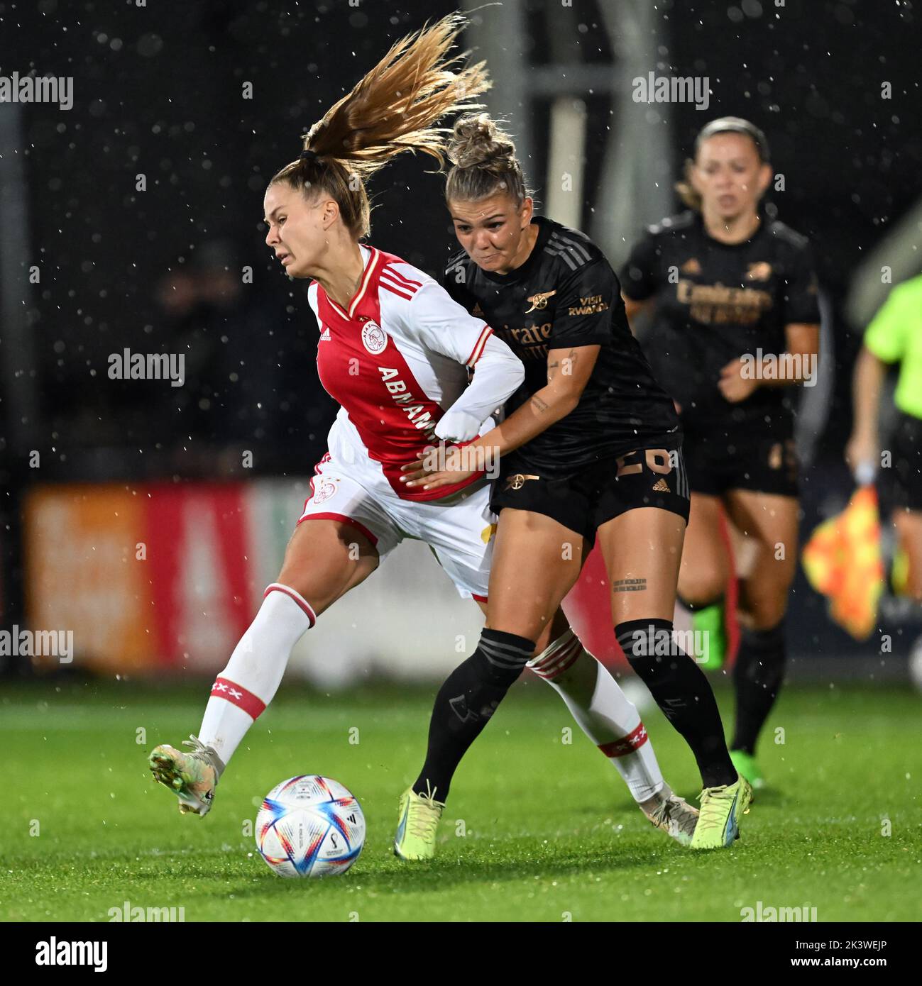 AMSTERDAM - (lr) Victoria Pelova of Ajax women, Laura Wienroither of ...