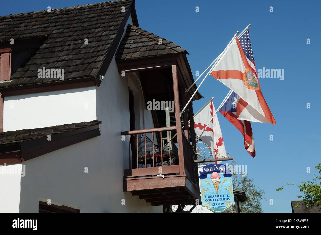 Saint joseph flag hi-res stock photography and images - Alamy