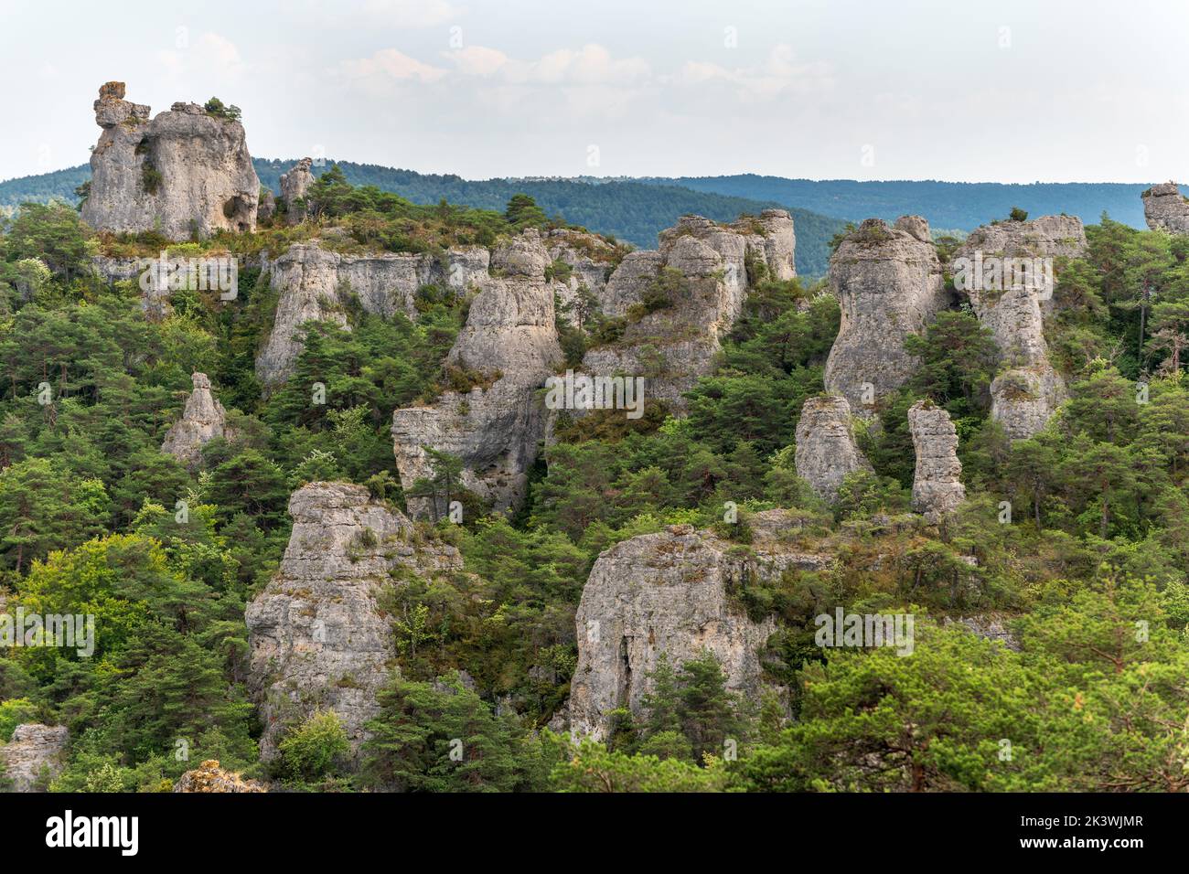 Legend shapes hi-res stock photography and images - Alamy