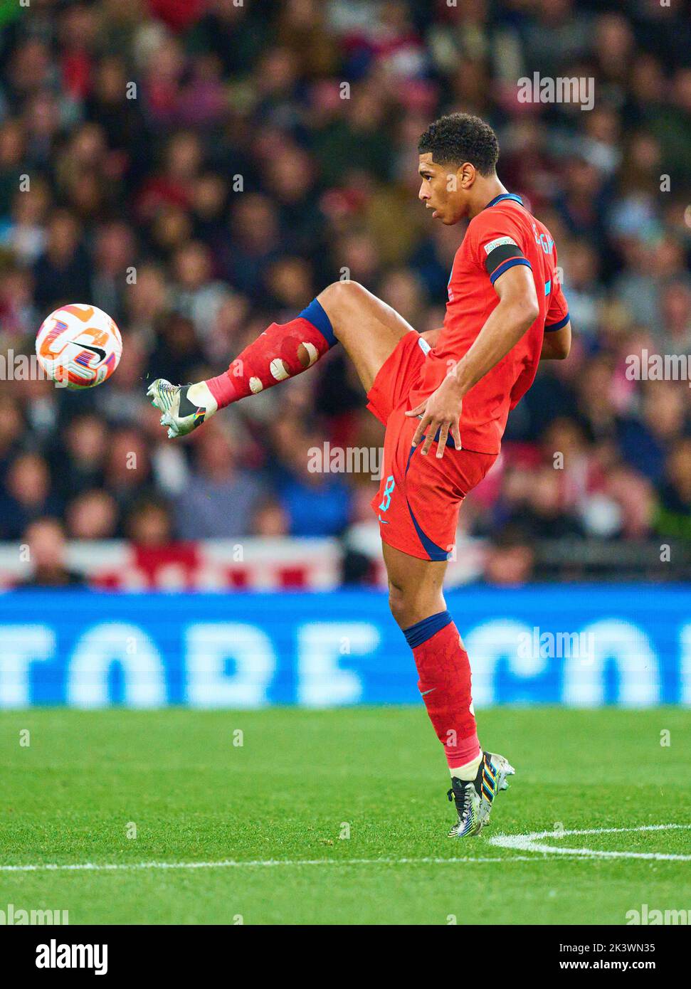 Jude bellingham body hi-res stock photography and images - Alamy