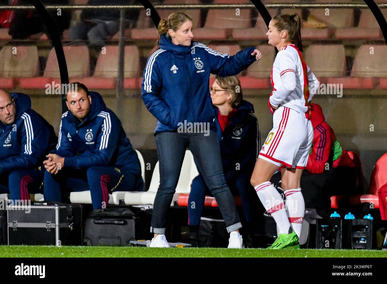 Suzanne bakker hi-res stock photography and images - Alamy