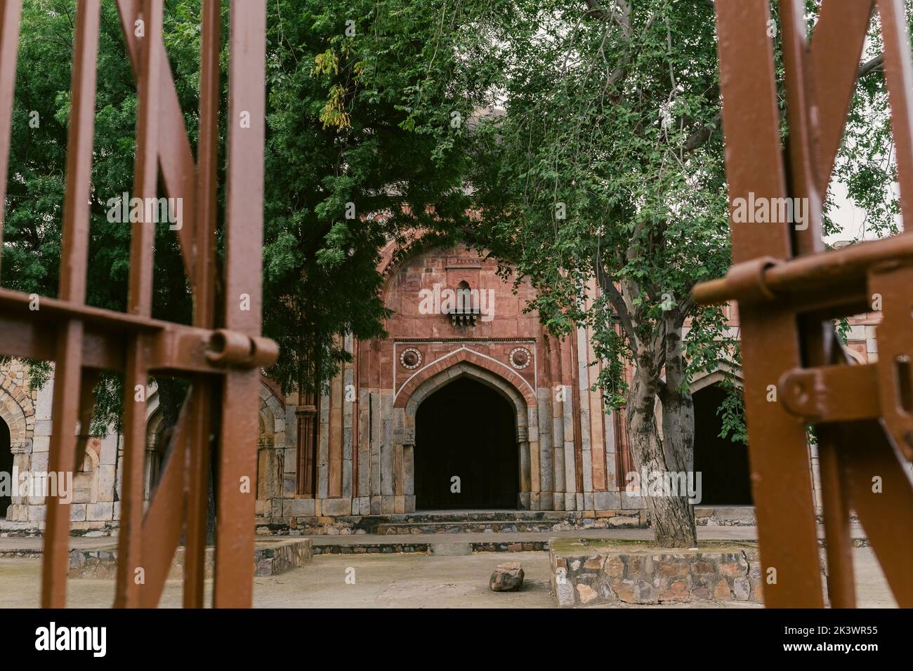 Jamali kamali mosque and tomb hi-res stock photography and images - Alamy