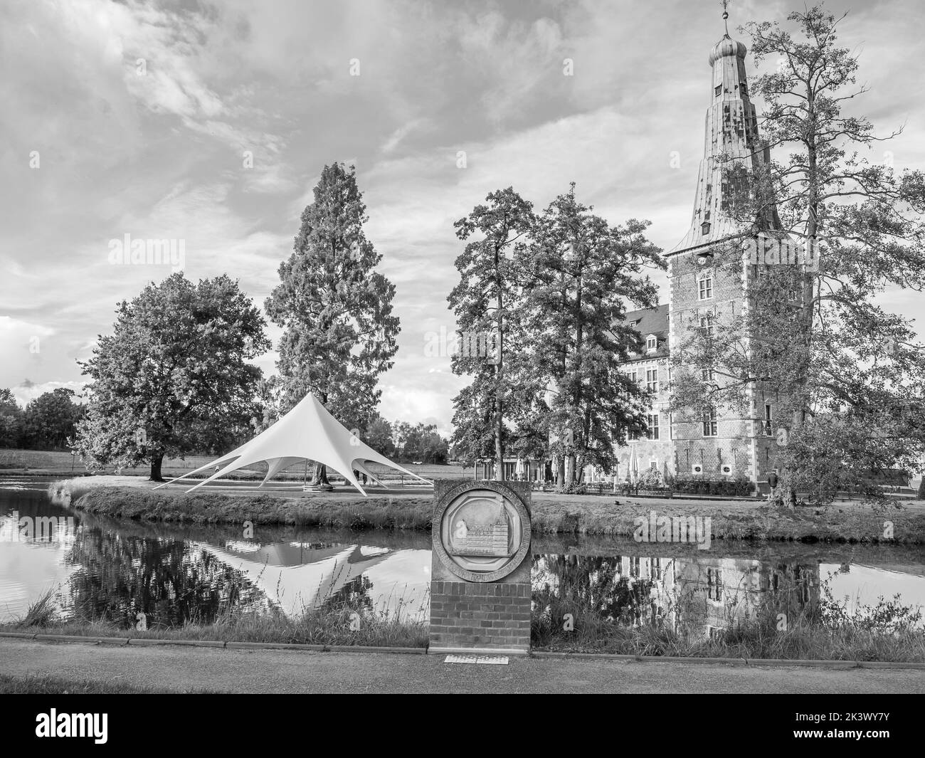 Raesfeld castle in germany Stock Photo - Alamy